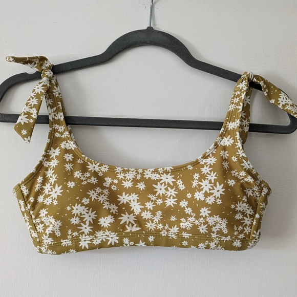 Rylee + Cru | Swim | Rylee Cru Daisy Ruffle Bikini Top | Poshmark